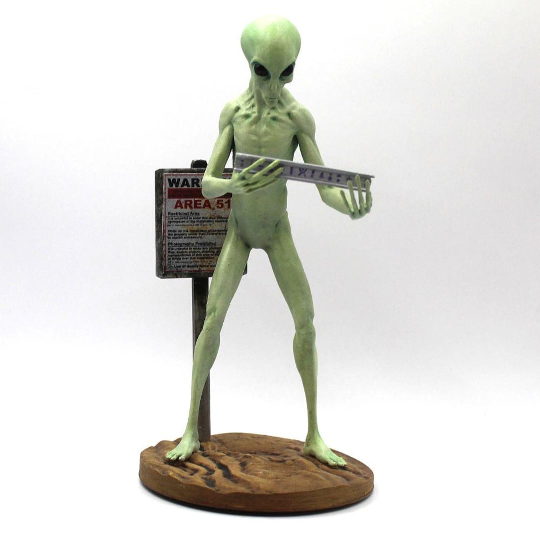 Green Alien Desk Art Model: Roswell Incident I-beam - Handmade - Etsy
