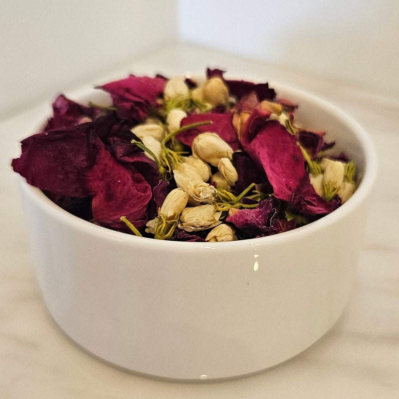 Floral Wedding Confetti Cones Natural Confetti Flower Confetti Petal ...