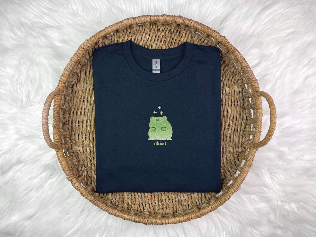 Embroidered Cute Frog T-shirt, Cute Animal Shirt, Cute Frog Shirt, Frog ...