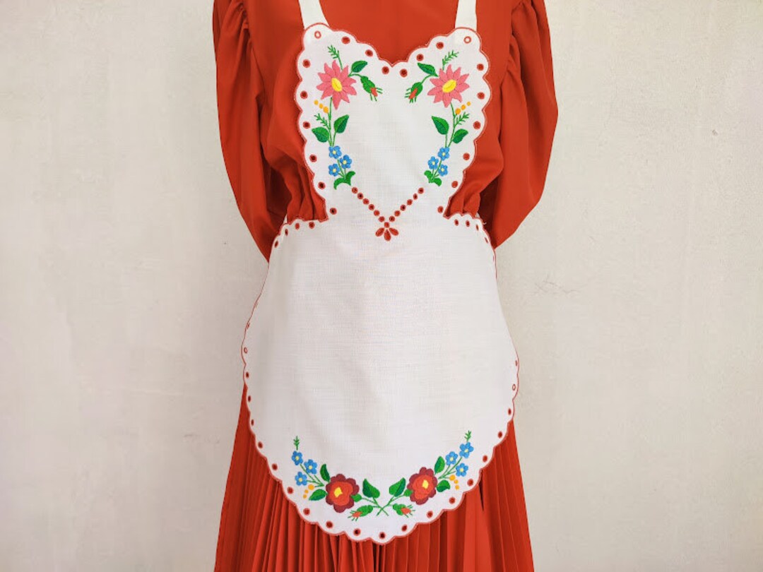 Hungarian Embroidered Apron, Hand Made Apron, Kalocsa Folk Art - Etsy