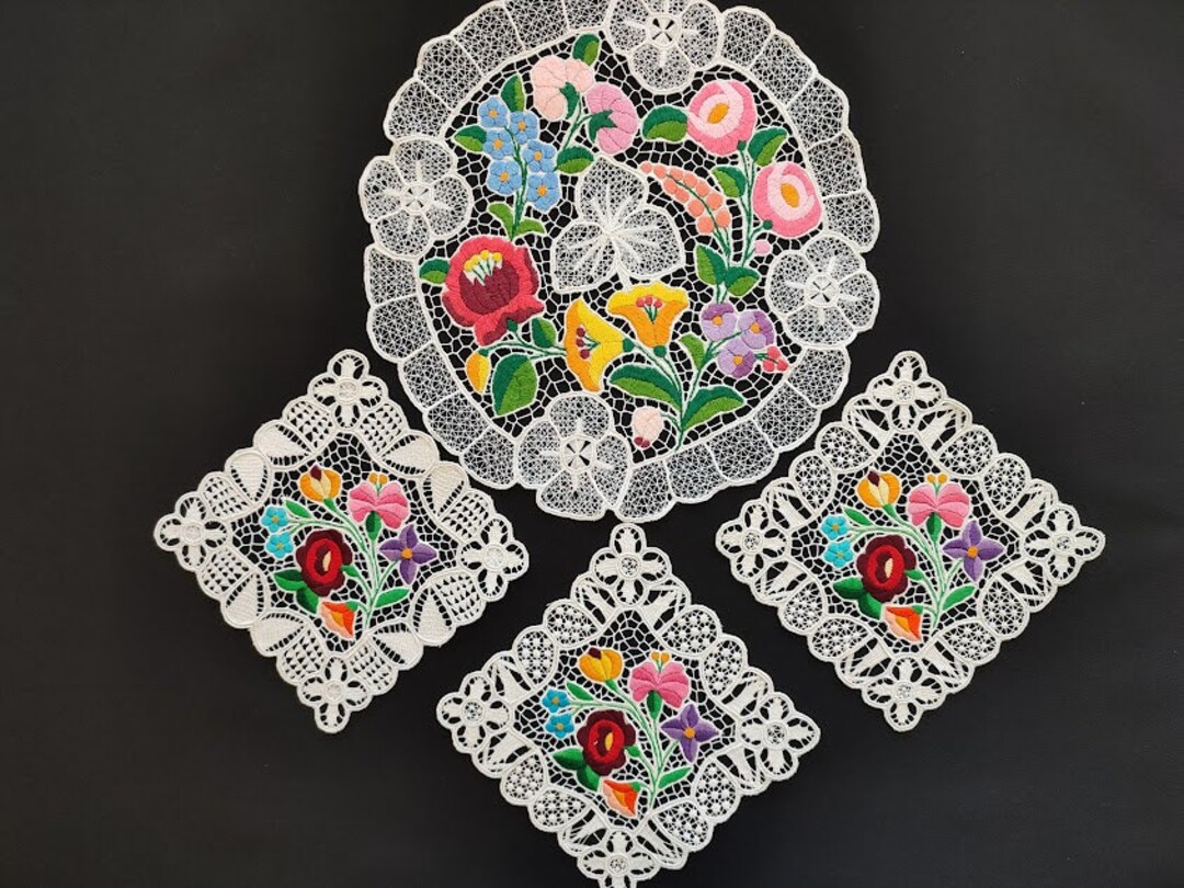 Set of 4 Vintage Hungarian Embroidery Centerpiece, Kalocsa Folk Art ...