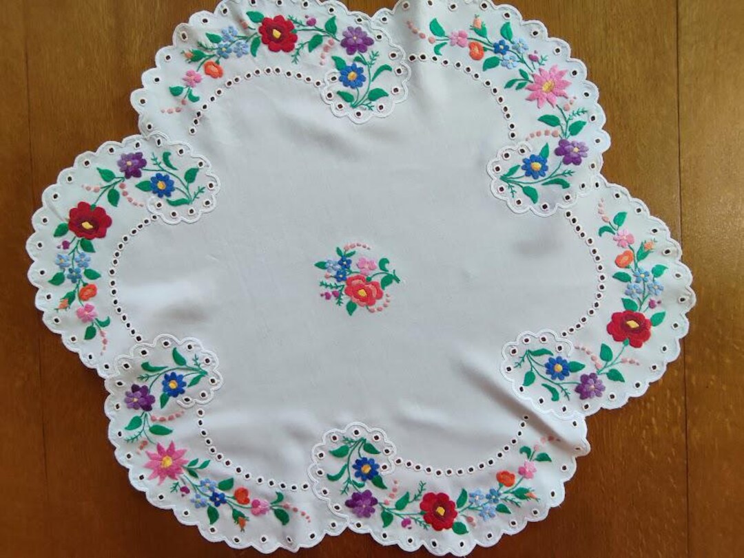 Hungarian Embroidered Centerpiece, Hand Embroidered Kalocsa Table Decor ...