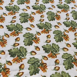 Autumn Acorn Tablerunner (light) - Etsy