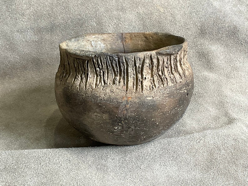 Authentic Native American Barton Incised Lug Handled Jar Found at Bell ...