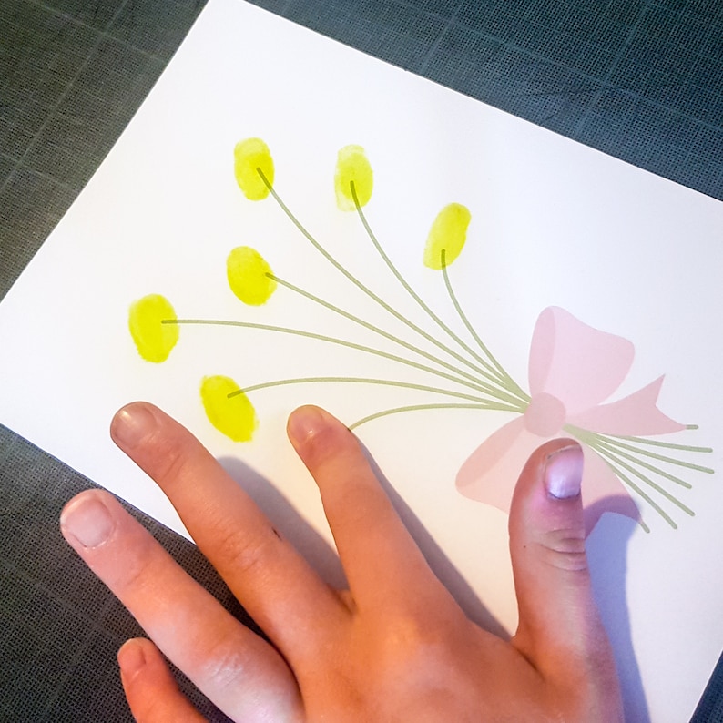 Flower Fingerprint Cards, Mother's Day Bouquet Craft, Kids Finger Print ...