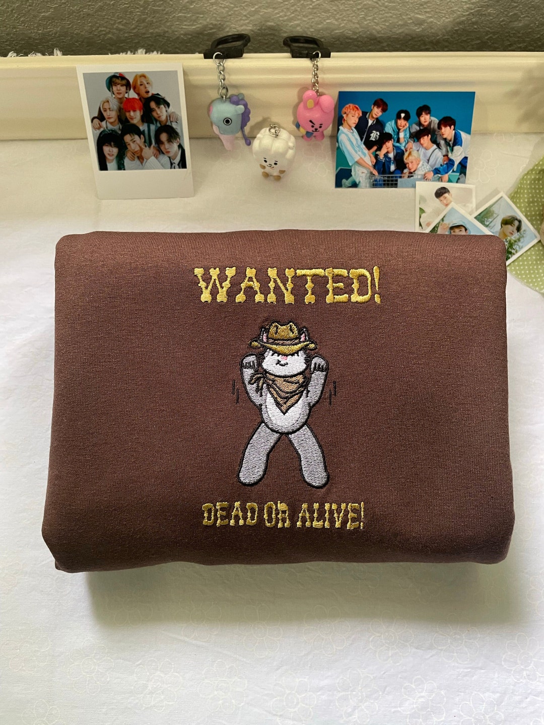 ATZ ”bouncy” Kpop Embroidery Merch - Etsy