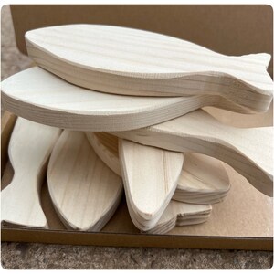 Pack of 5 Wooden Fish Shape, Handmade, Hand Cutout, Rustic Decor ...
