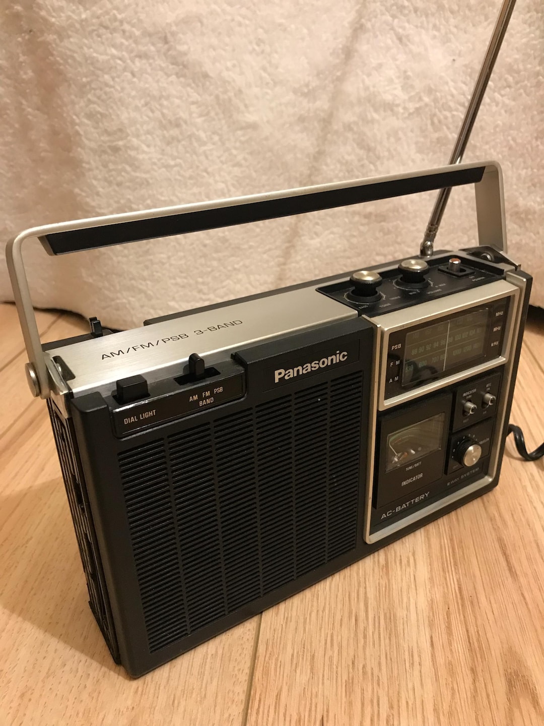 Vintage Panasonic Radio Stereo! - Etsy