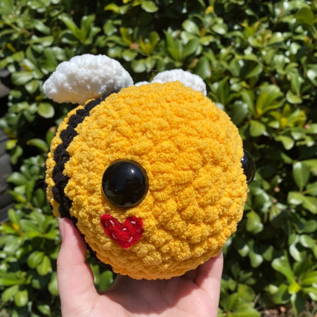 Small Crochet Bees - Etsy