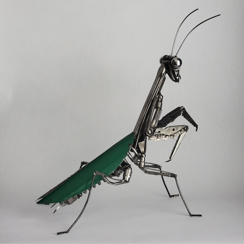 Praying Mantis sculpture Welded Metal Scrap Art Made To Order - Etsy 日本
