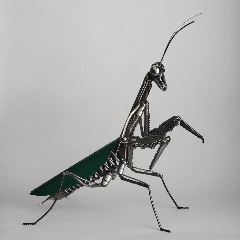 Praying Mantis sculpture Welded Metal Scrap Art Made To Order - Etsy 日本