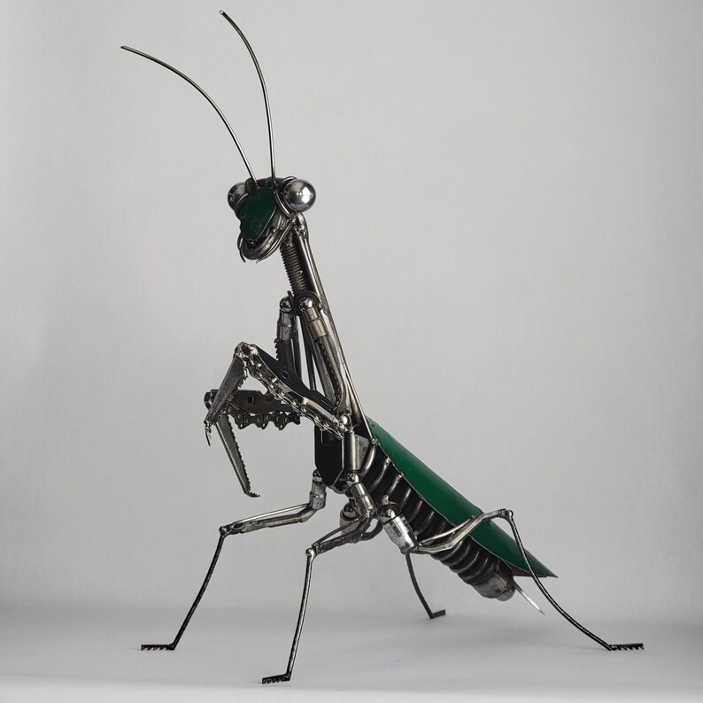 Praying Mantis sculpture Welded Metal Scrap Art Made To Order - Etsy 日本