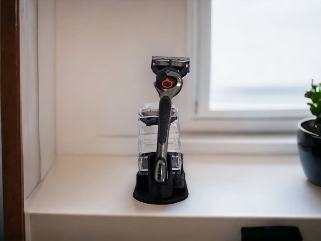 Holder for Gillette Proglide / Lab Razor and Blades. - Etsy UK