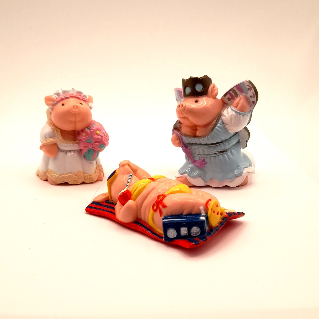 Collectable and Cute Set of 3 Characterful Vintage Toy Pigs Piggy Wigs ...