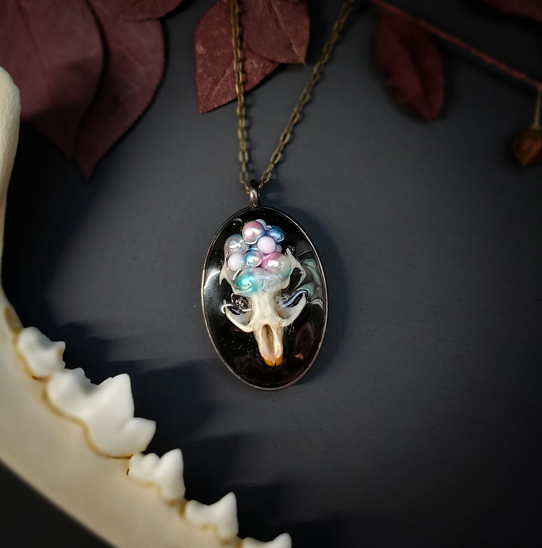 Athena - Pastel Goth Skull Necklace - Etsy