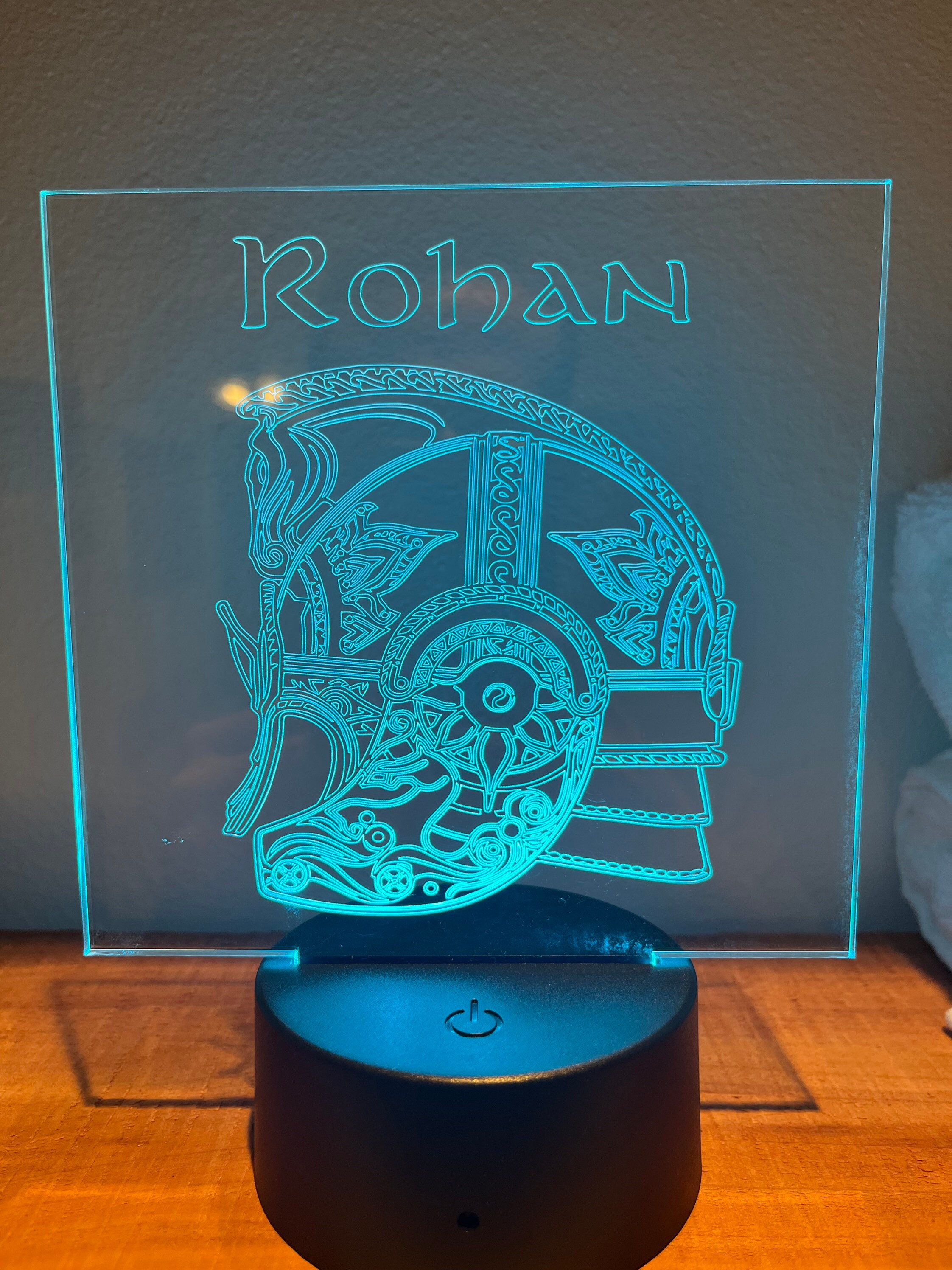 LOTR Lord of the Rings LED Lit Acrylic Sign Night Light: Helmet of ...