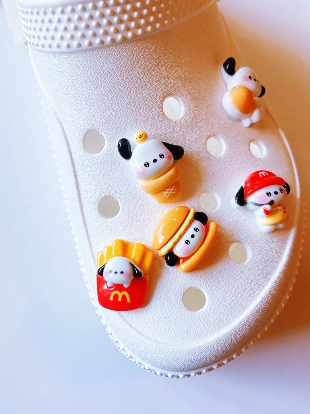 One Piece Cute Sanrio Crocs Shoe Charms/pochacco Crocs Shoe Charms ...
