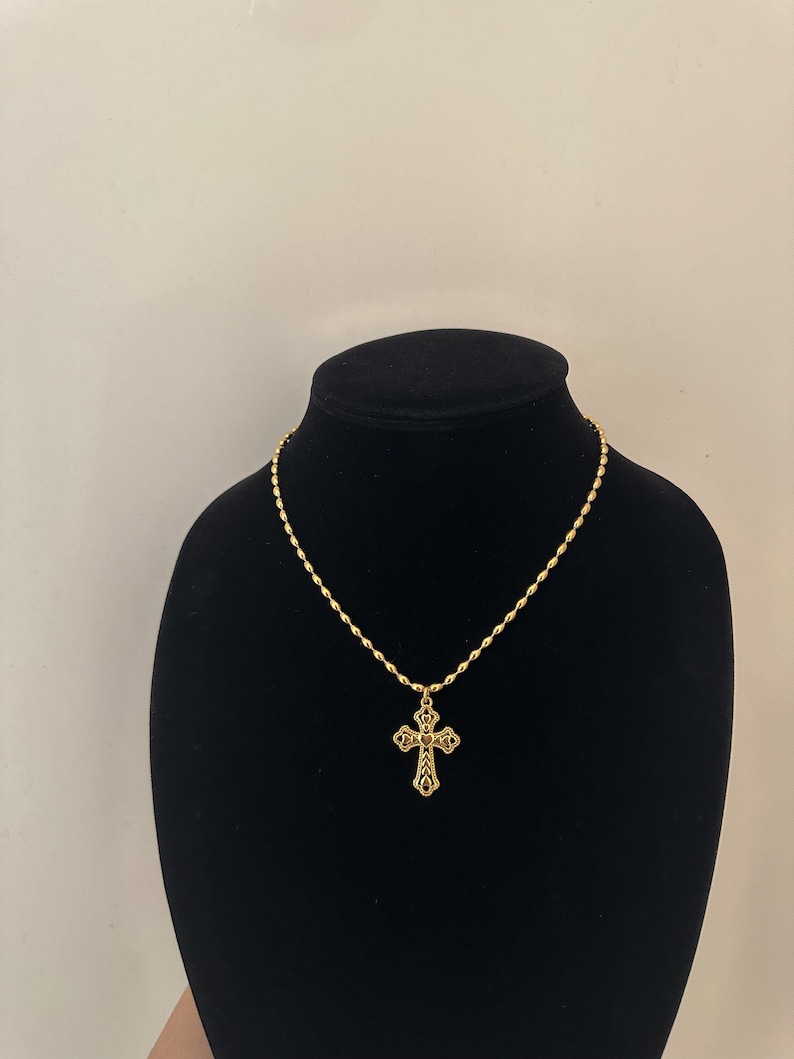 Heart Cross Necklace: 18k Gold Stainless Steel Oval Chain, Tarnish ...