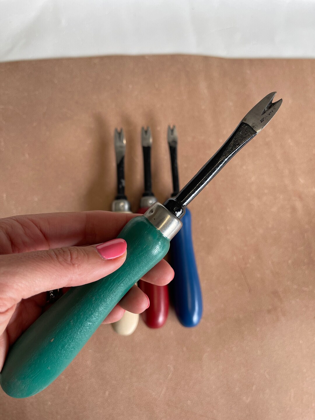 Tack Lifter / Upholstery / Carpet Fitting / Carpet Tacks / Upholstery ...