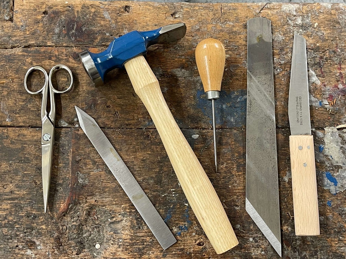 Bookbinding Essentials Kit / Introduction to Bookbinding / Bookbinding ...