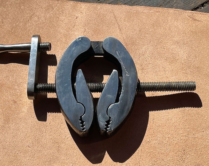 Cobblers Lasting Clamp / Crab Shank Laster / Antique Shoe Making Tool ...