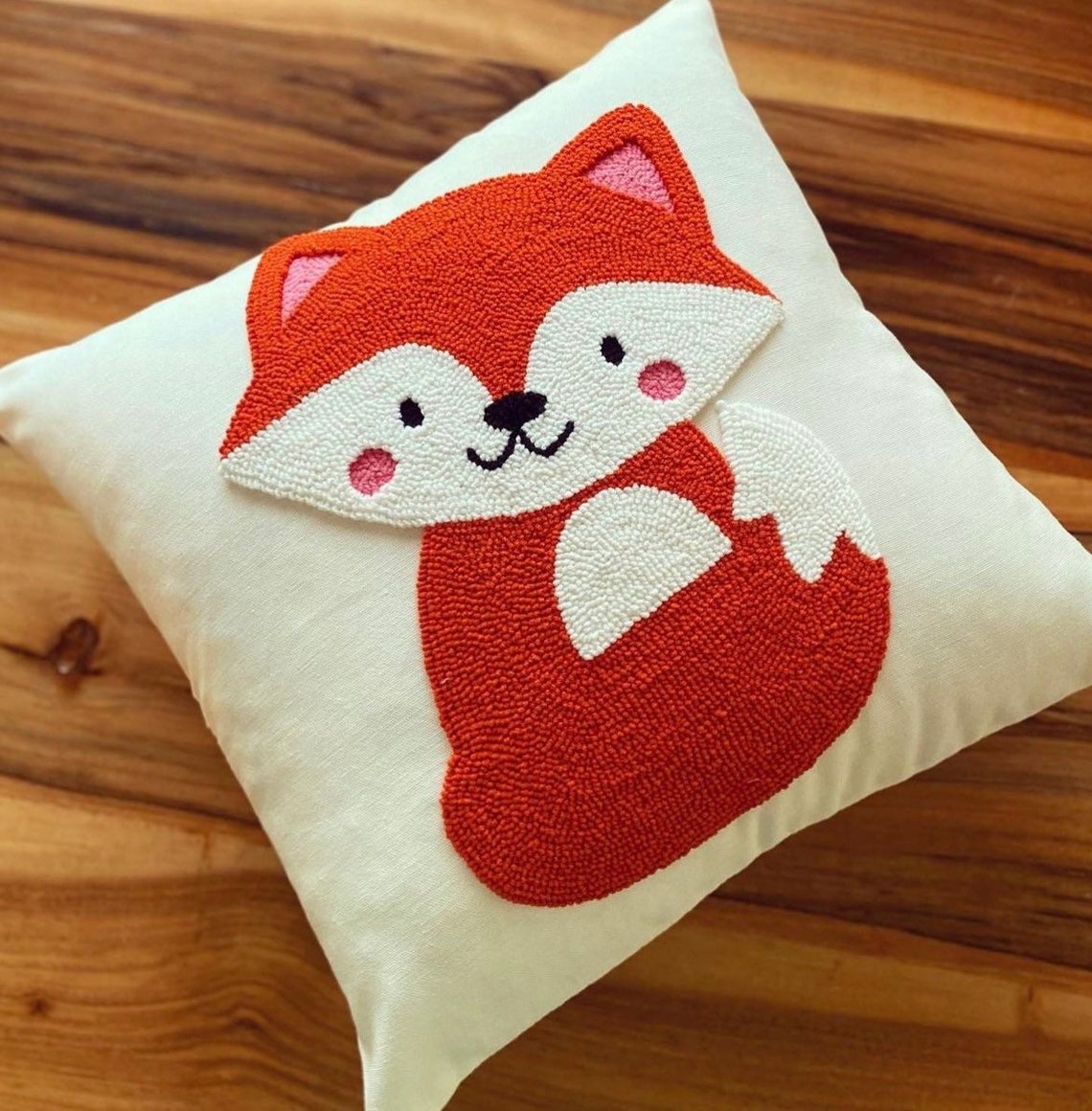 Punch Needle Pillow-handmade Tufted Punch Needle, Winnie the Pooh ...