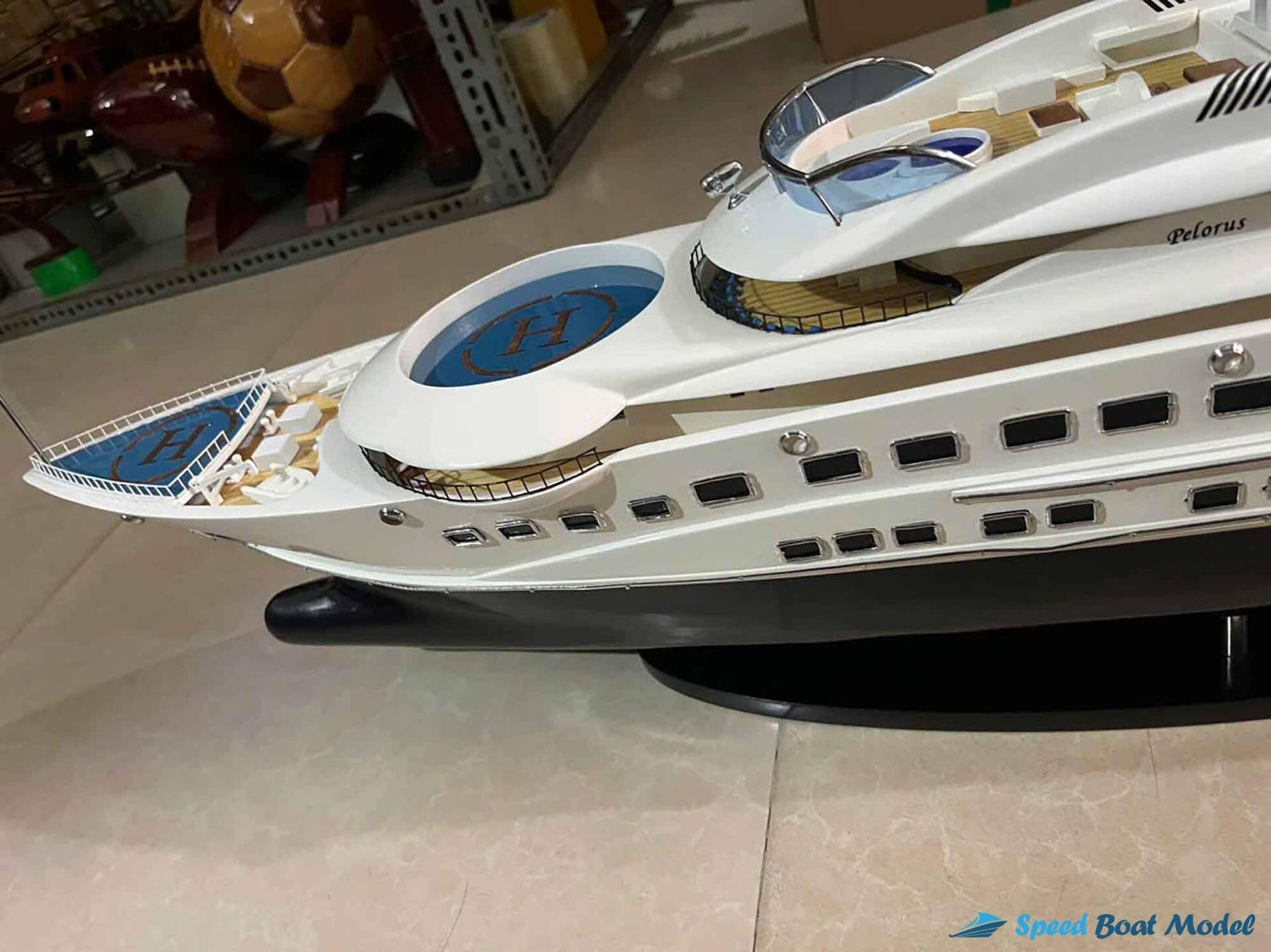 Pelorus Modern Yatch Model 35.4 Pelorus Luxury Yacht Model Yachts Model ...