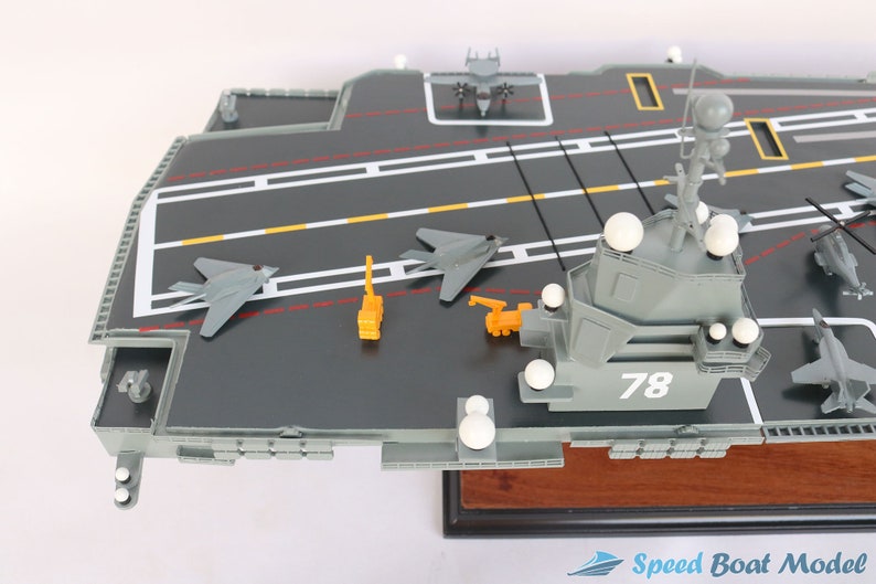 USS Gerald Ford Aircraft Carrier Model: 37.7-inch Warship Handicraft - Etsy