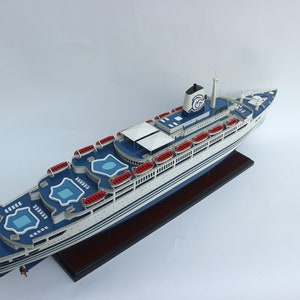 Handcrafted SS Sea Breeze Ocean Liner Model, 24" - Etsy