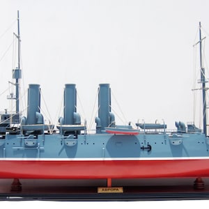 Cruiser Aurora Warship Model 40" - Cruiser Aurora Battleship Model ...