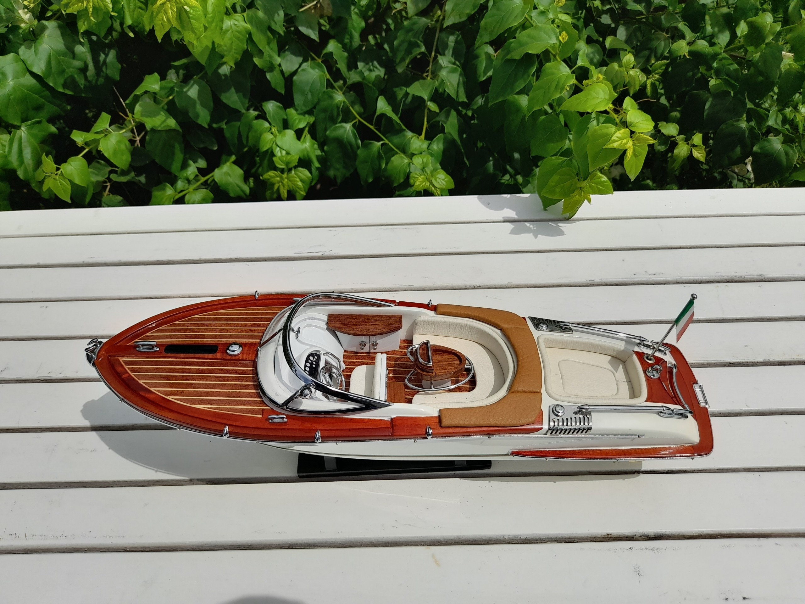 White Italian Riva Aquariva Gucci Speed Boat Model 16.5 - Etsy