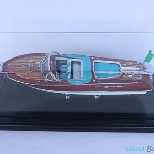 Display Case for Special Riva Aquarama Classic Boat Model 10″ - Riva ...