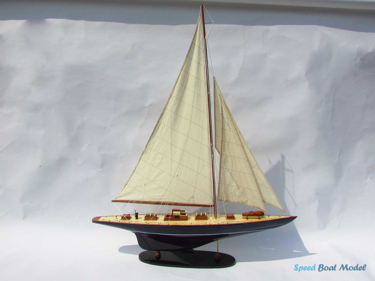 Endeavour Painted Sailing Boat Model 19.6" - America Cup Collection ...