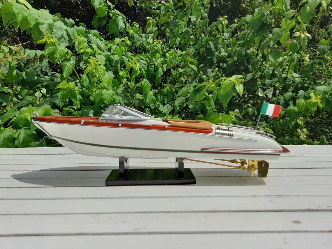 Italian Riva Aquariva Gucci Speed Boat Model - 26.3" Home Decoration - Etsy