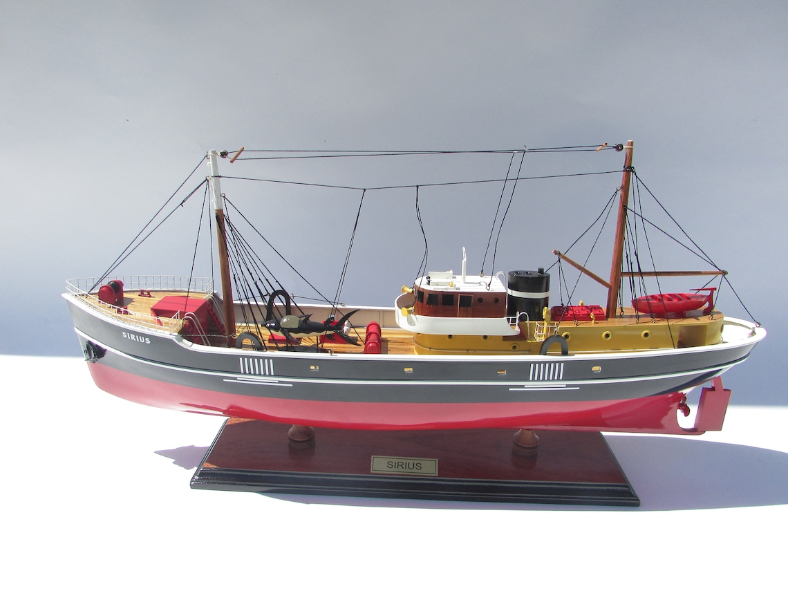 Sirius Traditional Boat Model - Holiday Decoration & Gift - Etsy