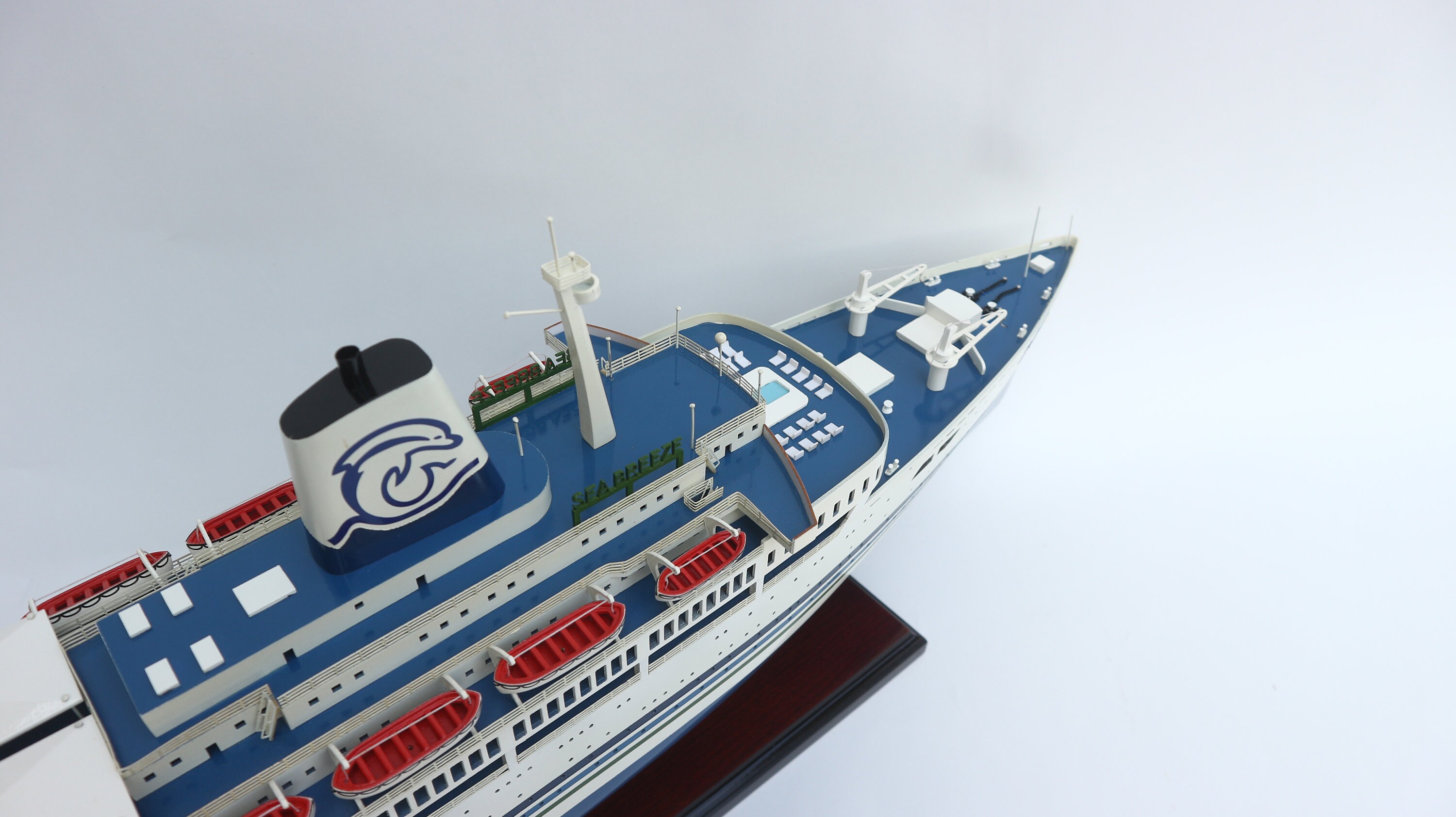 Handcrafted SS Sea Breeze Ocean Liner Model, 24" - Etsy
