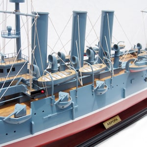 Cruiser Aurora Warship Model 40" - Cruiser Aurora Battleship Model ...