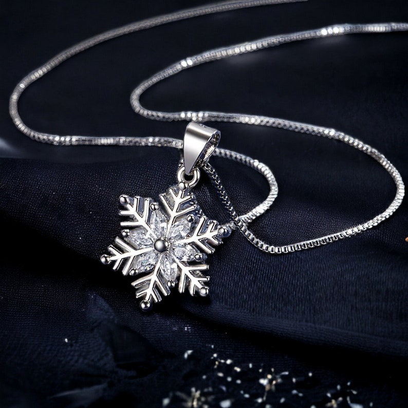 Set of Crystal Snowflakes 925 Sterling Silver Necklace and Stud ...