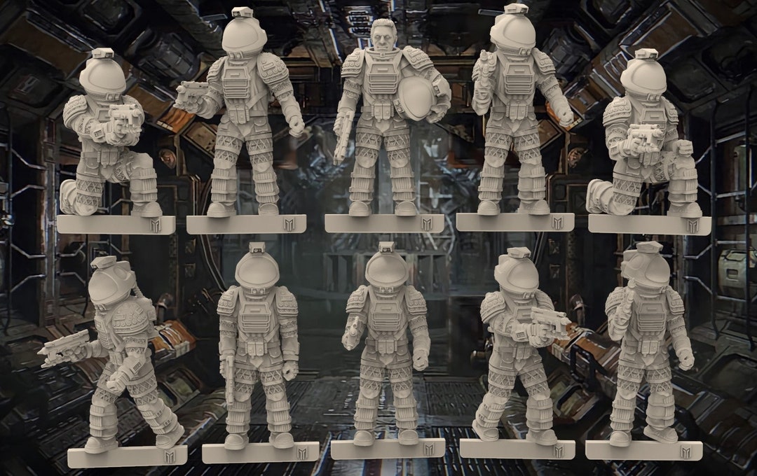 Space Trucker Astronauts / Spacesuits Set 1 (hand Weapons) - 28mm Scale ...