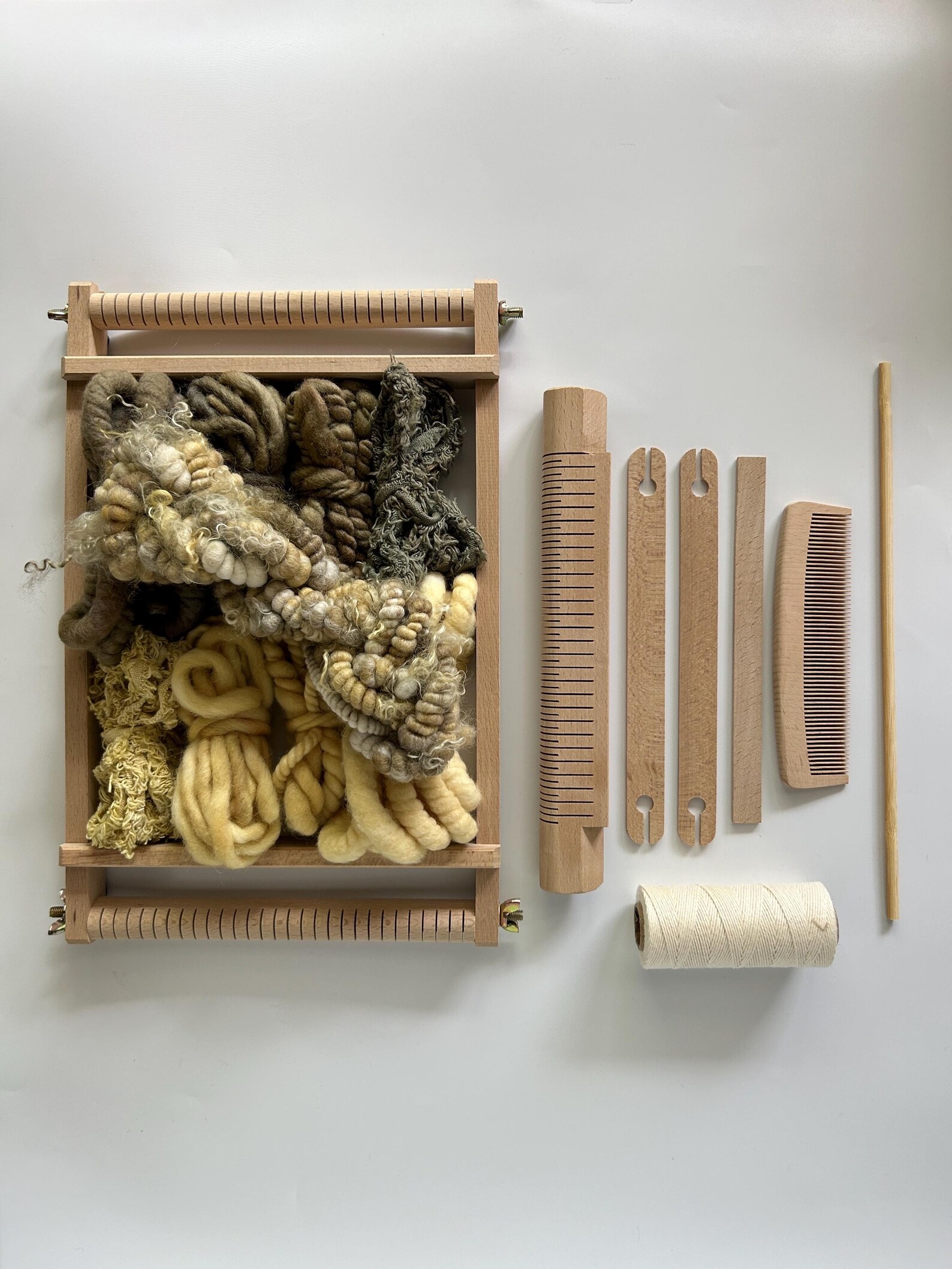 Table Top Weaving Loom Made in Japan & Small Fiber Pack, Weaving Loom ...