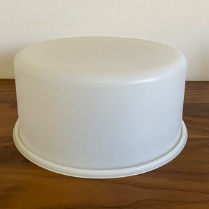 Vintage Tupperware Cake Carrier/keeper #1256 | Holds 12” Cake - Etsy