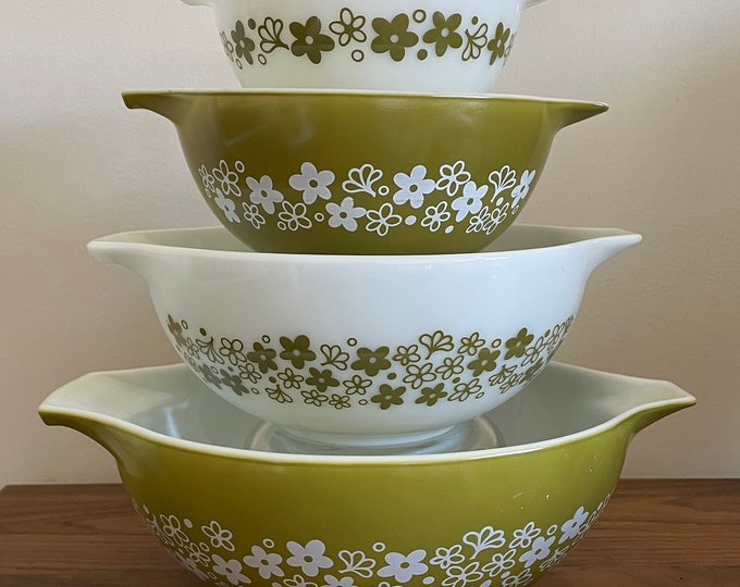 Vintage Pyrex Spring Blossom Pyrex Mixing Bowl Set Crazy Daisy ...