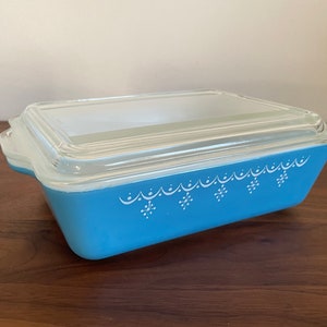 Vintage Pyrex Snowflake Refrigerator Set - Etsy