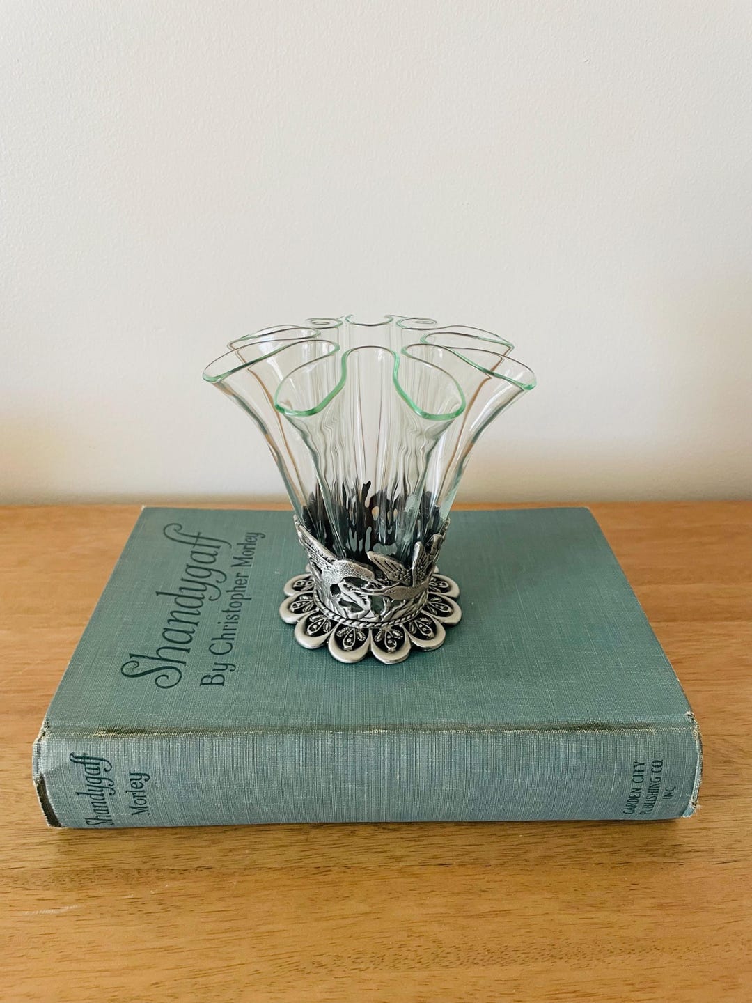 Vintage Multi-fluted Green Glass Bud Vase With Pewter Hummingbird Base ...