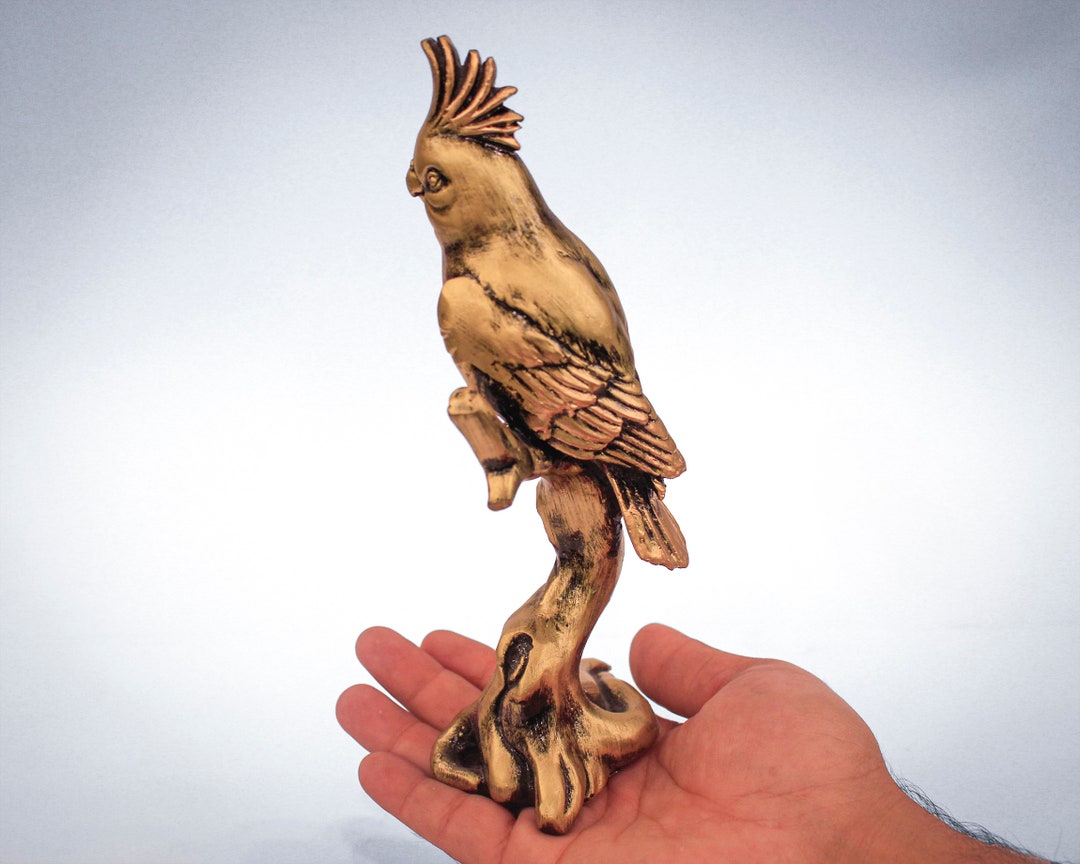 Parrot on Stump Statue Parrot Tree Hugger Garden Figurines Resin ...