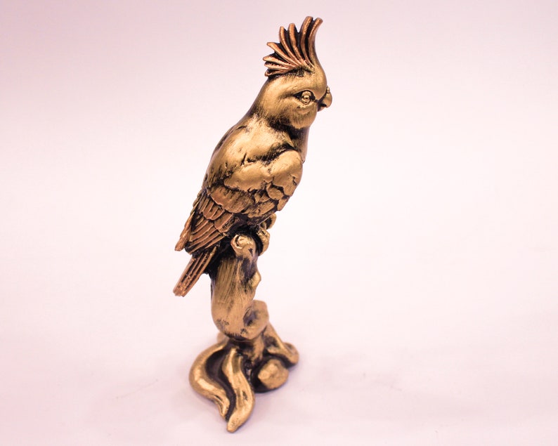 Parrot on Stump Statue Parrot Tree Hugger Garden Figurines Resin ...