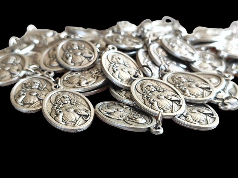 Holy Hart of Jesus Sacred Heart of Jesus Medals Box 10, 20, 50 , 100 ...
