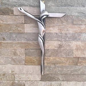 Wall Hanging Cross Crucifix With Modern Artistic Look Modern Crucifix ...