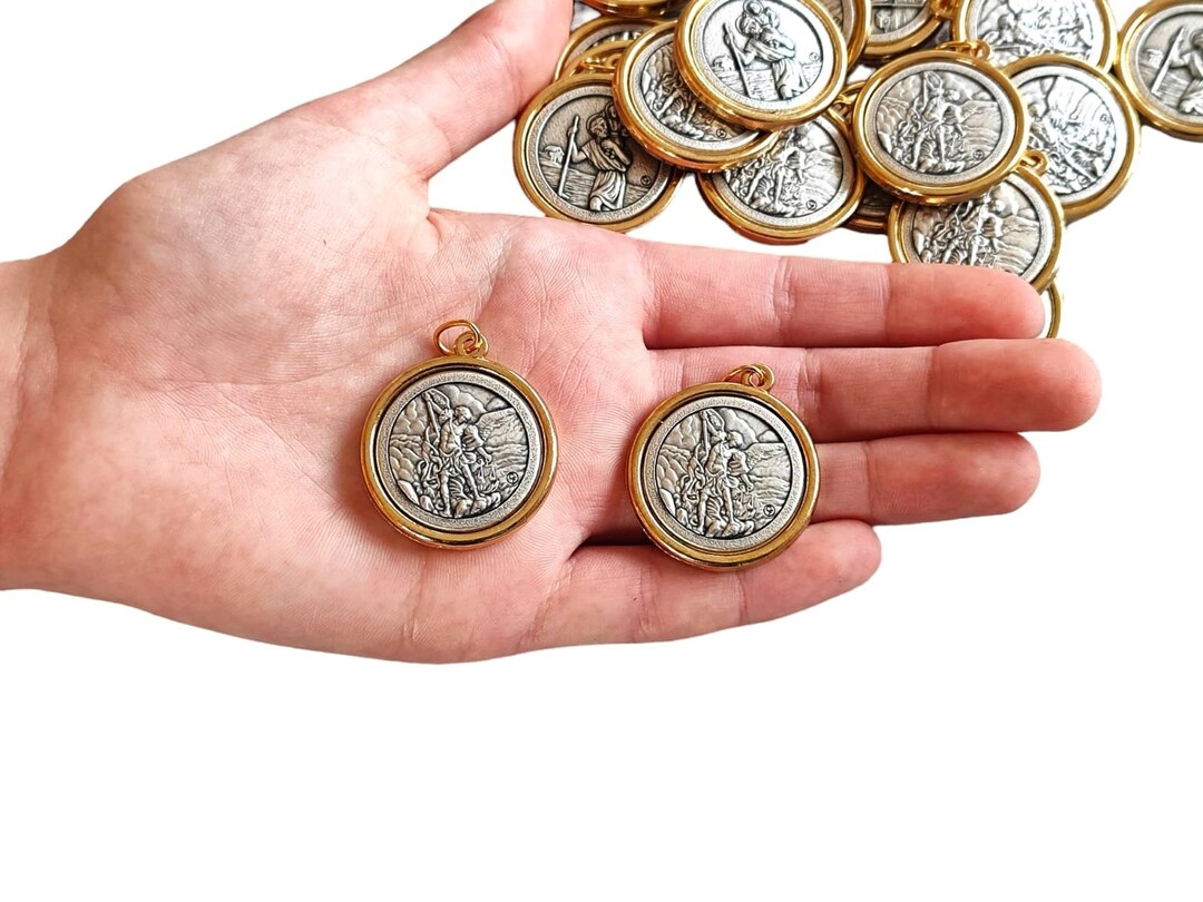St Michael Medals, Christopher Medal Lot Bulk Medals 2 -5 - 10 -15 - 20 ...