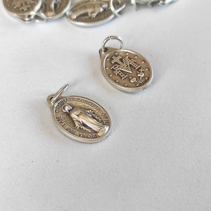 MIRACULOUS Medals Box 10, 20, 50 , 100 Pcs Holy Medals, Catholic ...